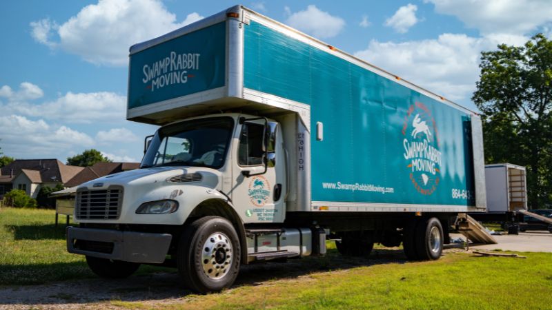 The Ultimate Guide to Choosing Long Distance Movers | Swamp Rabbit Moving
