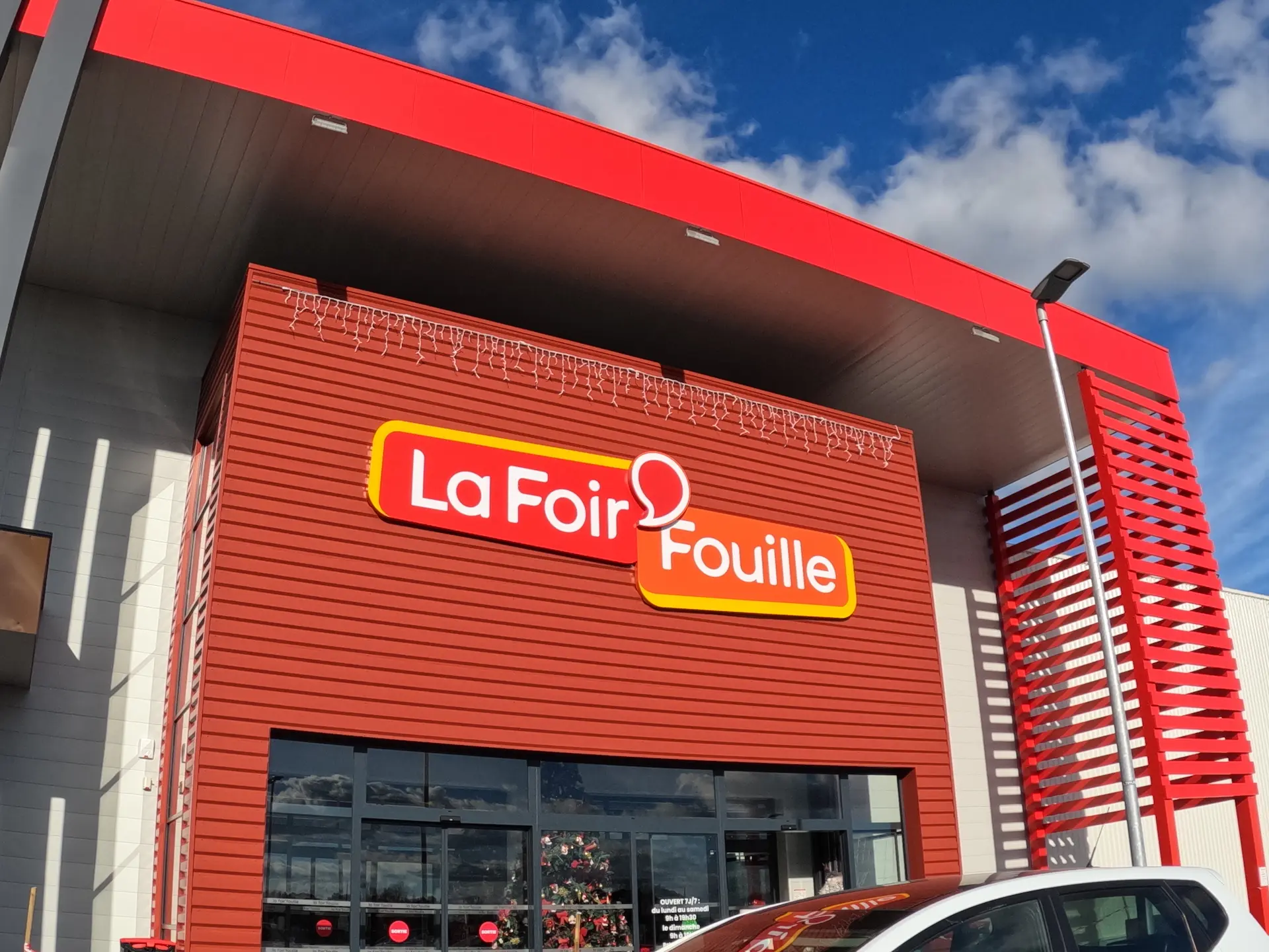 Banzaï | La Foir'Fouille Saintes - Ouverture Magasin