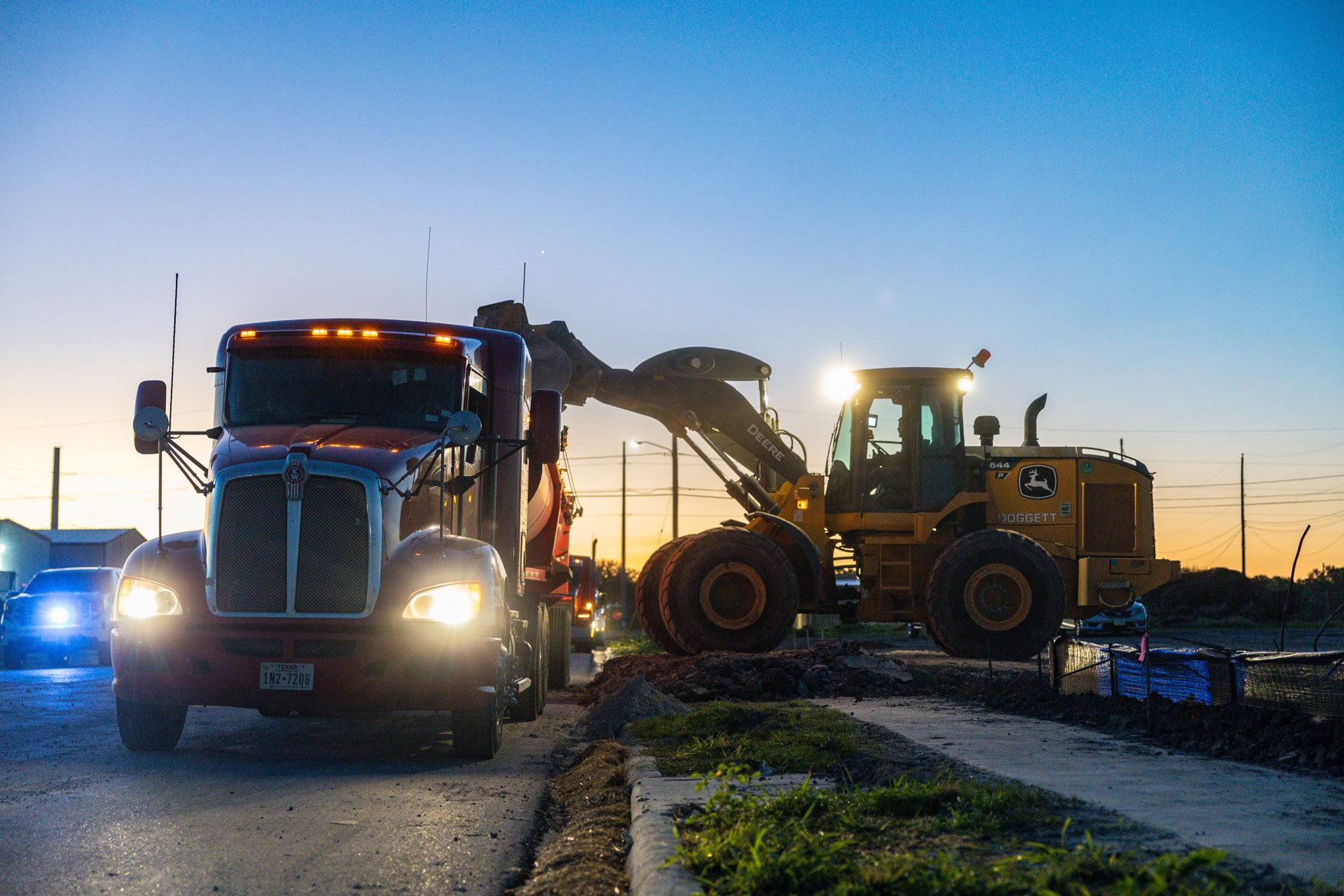 Aggregate Mover: Trusted Trucking & Hauling for Civil Construction Projects