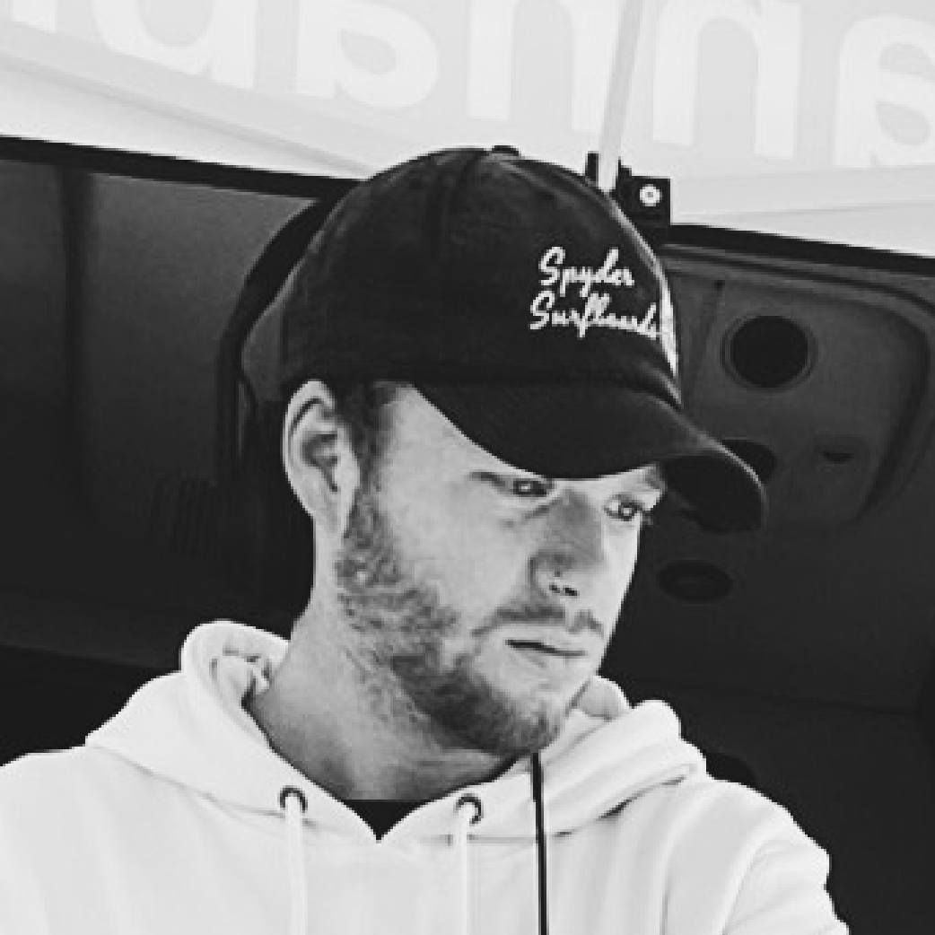 Flash Flippin' - About Us