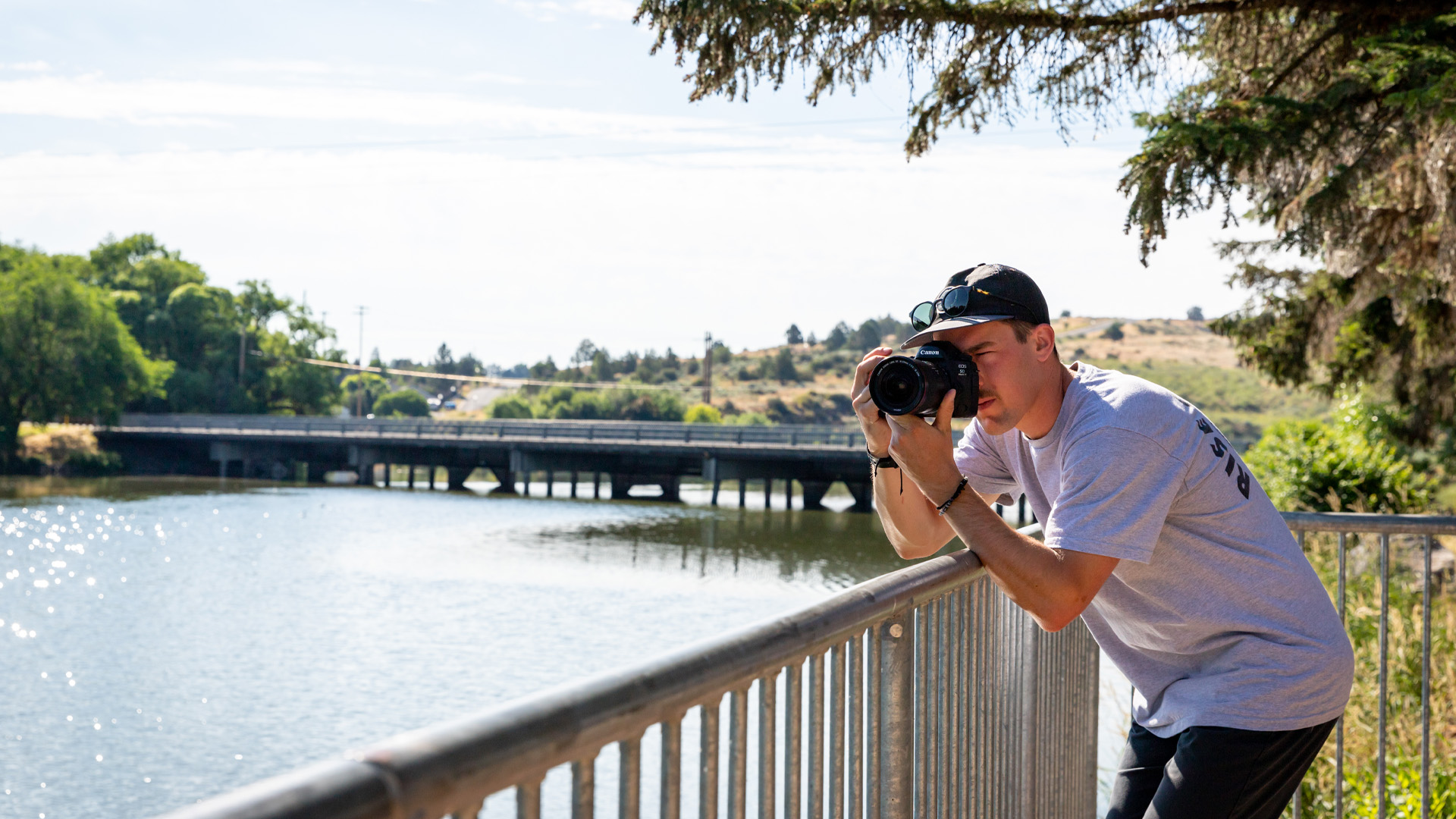 Learn How to Discover Bird Watching in Klamath