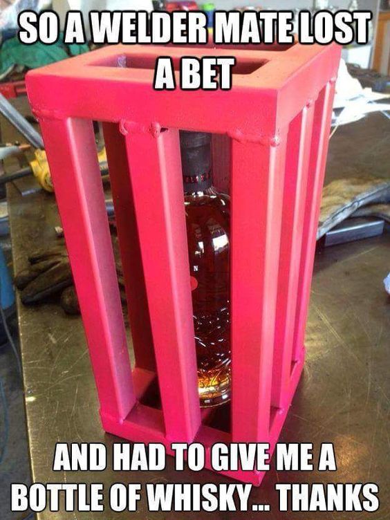 34 hilarious construction memes