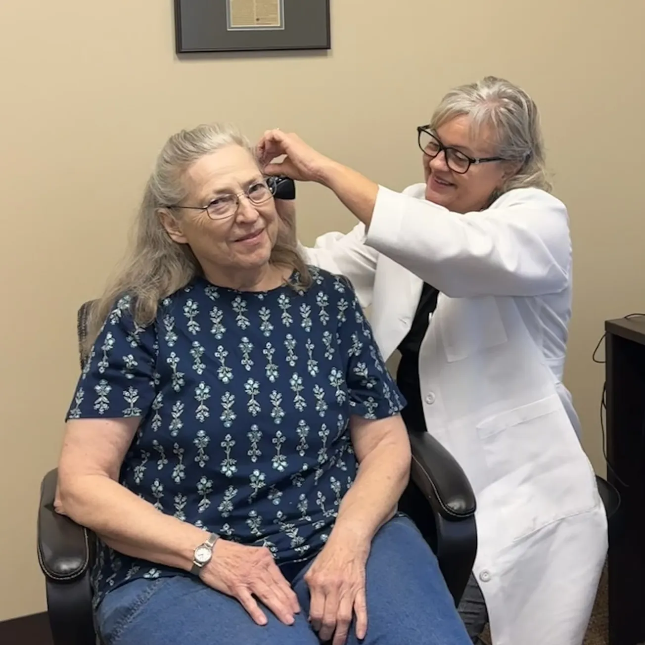 Audiologist Specializing in Hearing Aids Sugar Land TX