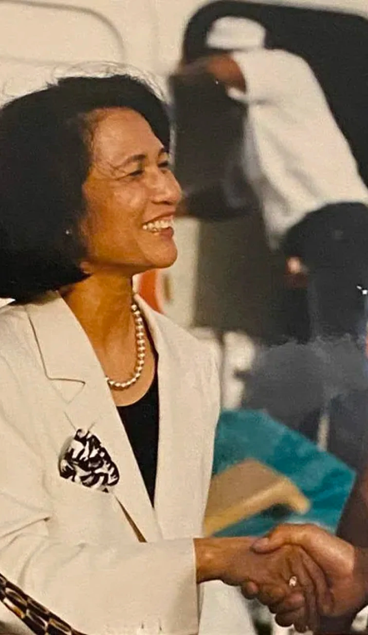 Loida Lewis