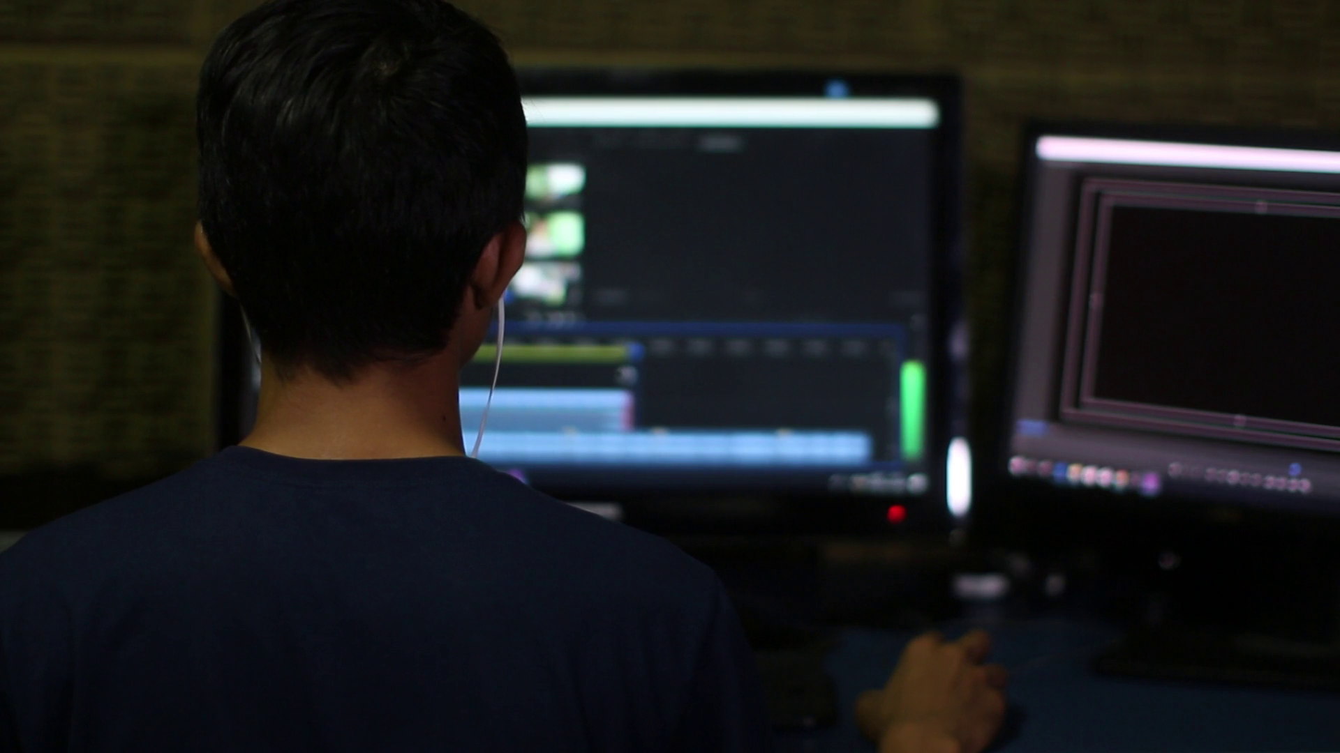 Outsourced Video Editing vs. In-House Editing: Which Is Right for You?