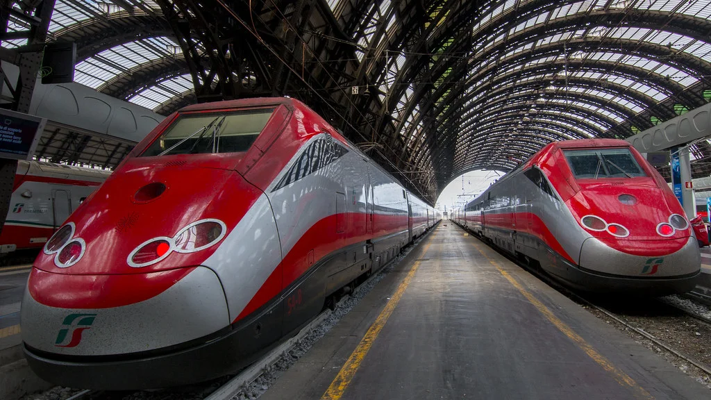 Los trenes rojos de Trenitalia llegan a España