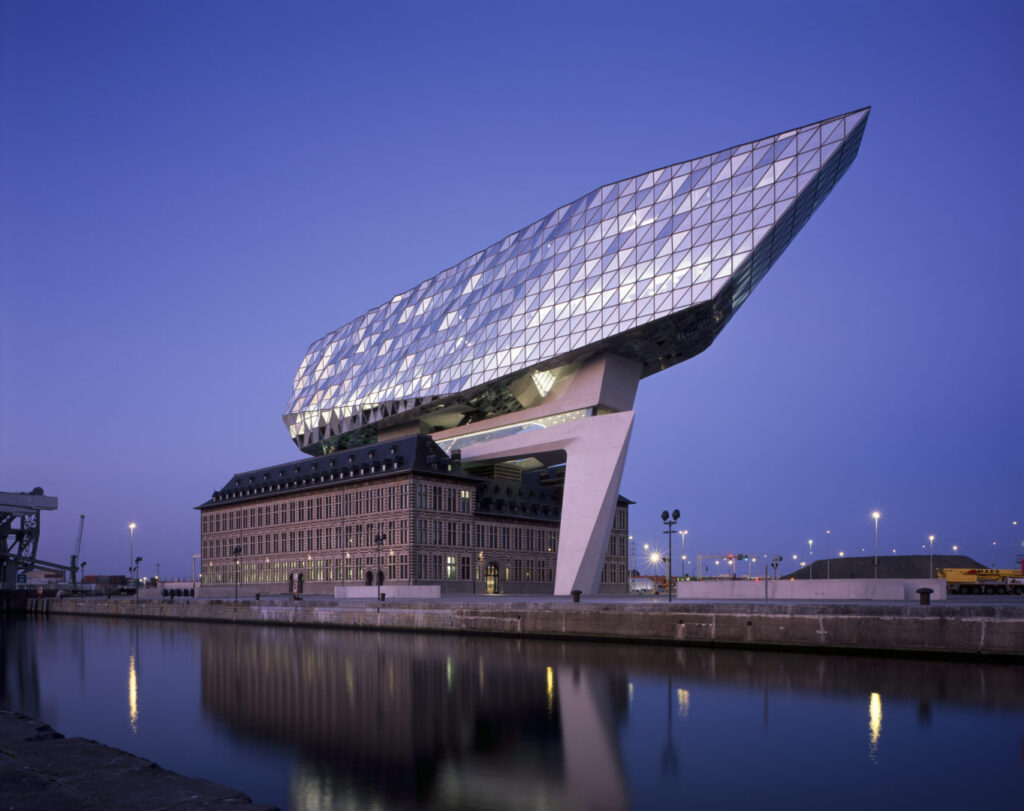 Zaha Hadid: 5 Modern Design Principles of Her Famous Buildings| Dynamic ...