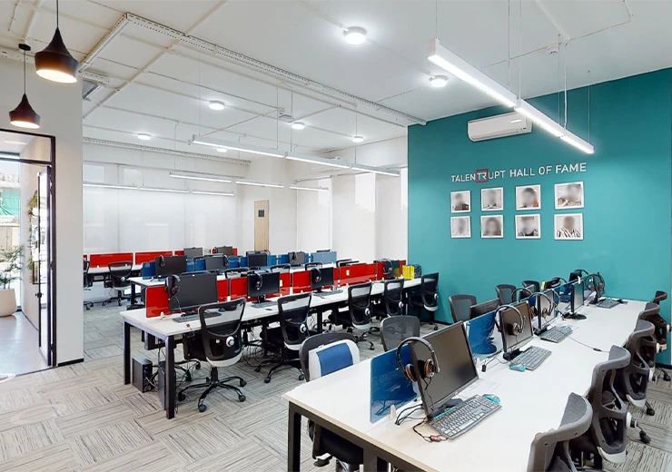 Office Interiors & Designs: Step Inside Our Virtual Walkthroughs