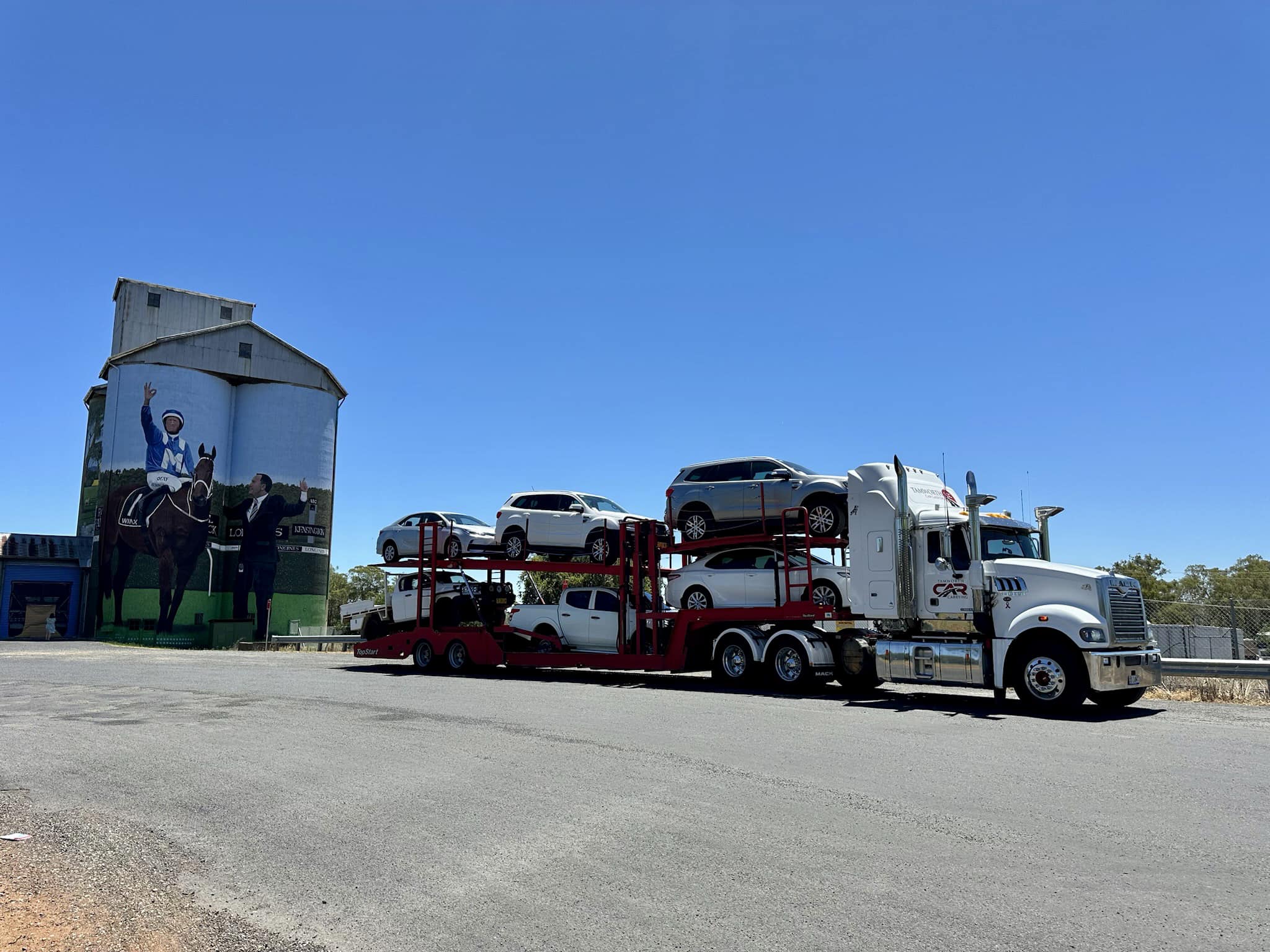 Vehicle Transport - Services | Tamworth Car Carrying