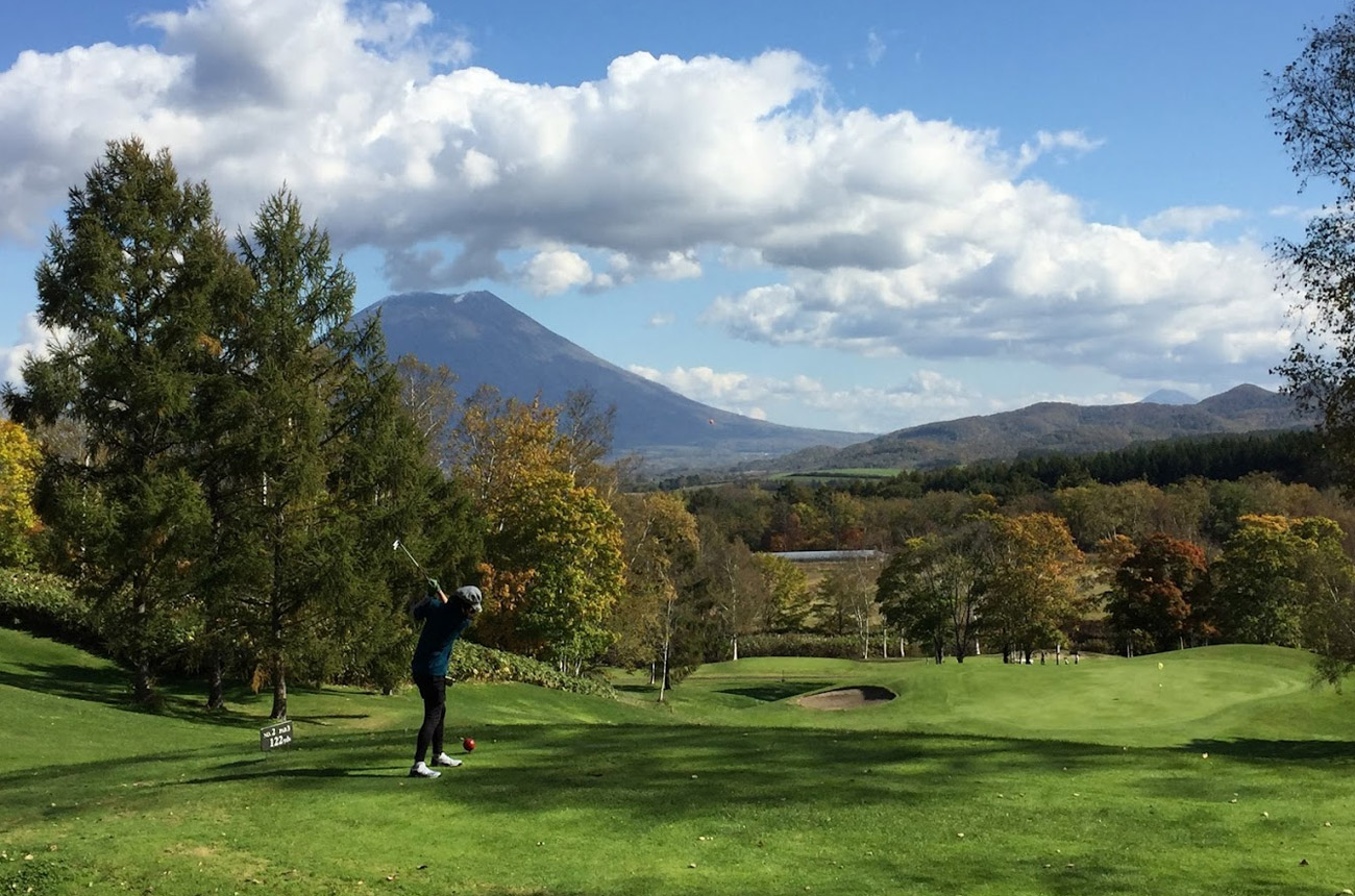 Golf | Niseko Accommodation, Holiday Packages, Ski Lessons, Snowsports ...