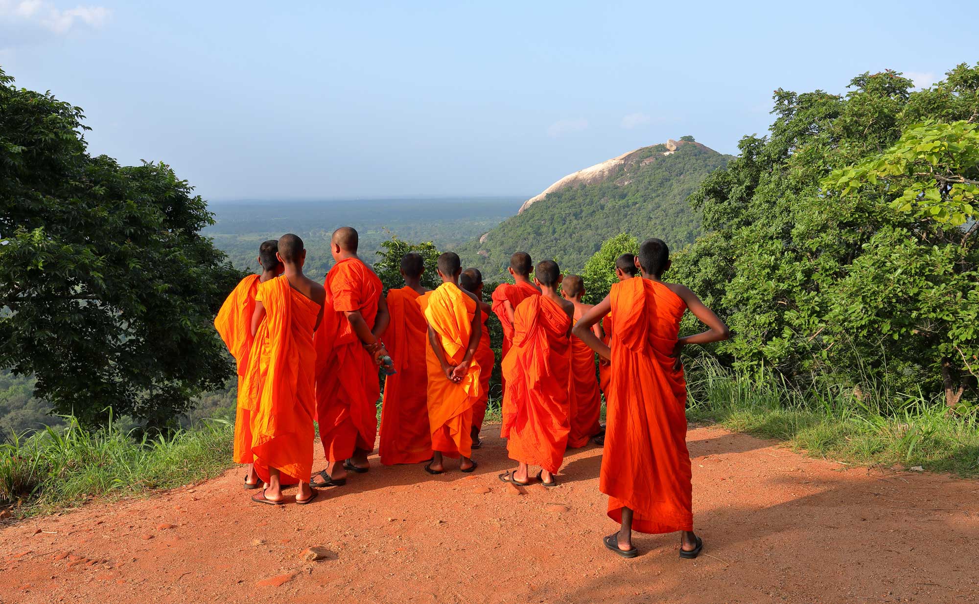 Motorbike trip Sri Lanka - Motorbike adventure with Dylan Wickrama ...