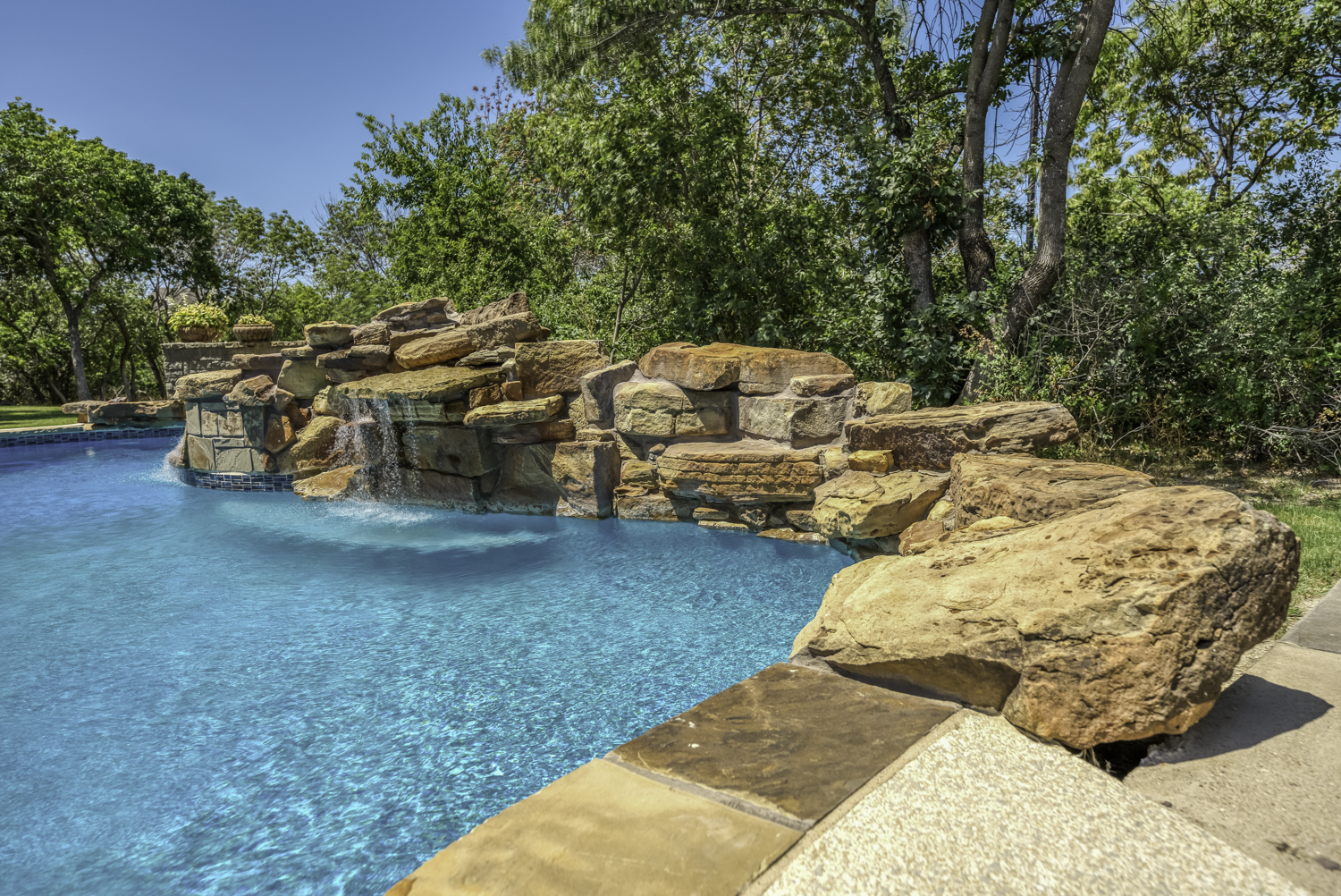 North Texas Pool Builder | The Complete Backyard