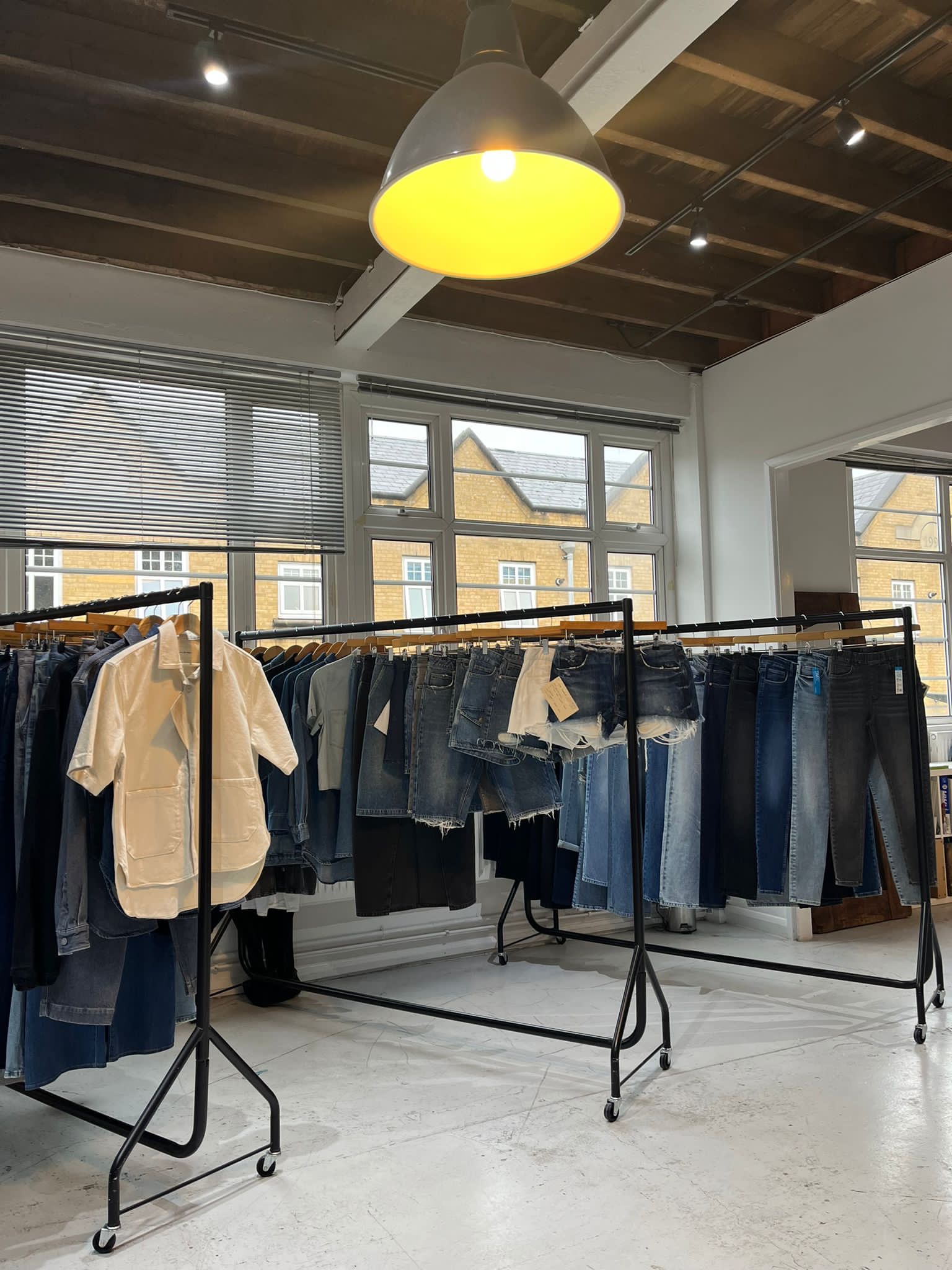 Exploring the World of Pants: A Comprehensive Guide to Styles and Fabrics