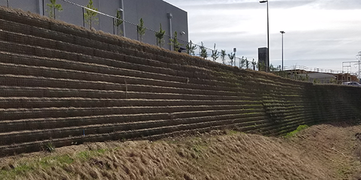 Reinforced Slope Installation - Hart Wall & Paver Systems