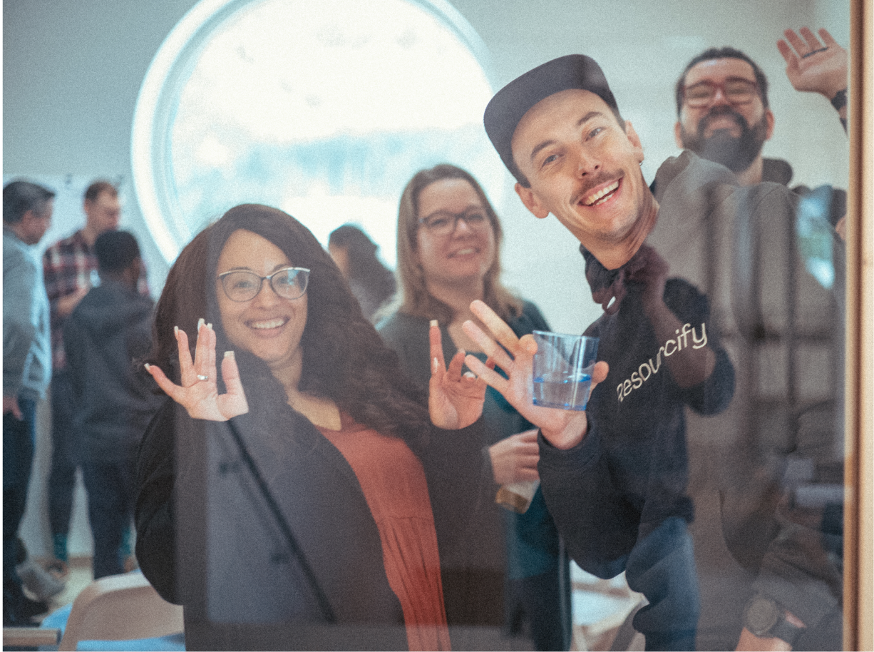 Über Uns | Resourcify