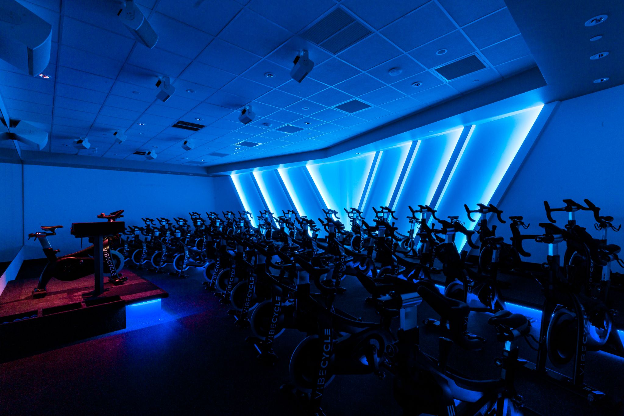 VibeCycle: Studio de fitness haut de gamme inégalé