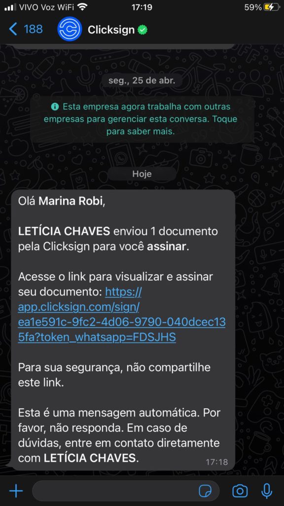 Assinatura de documentos via WhatsApp: o que é e como funciona | Clicksign