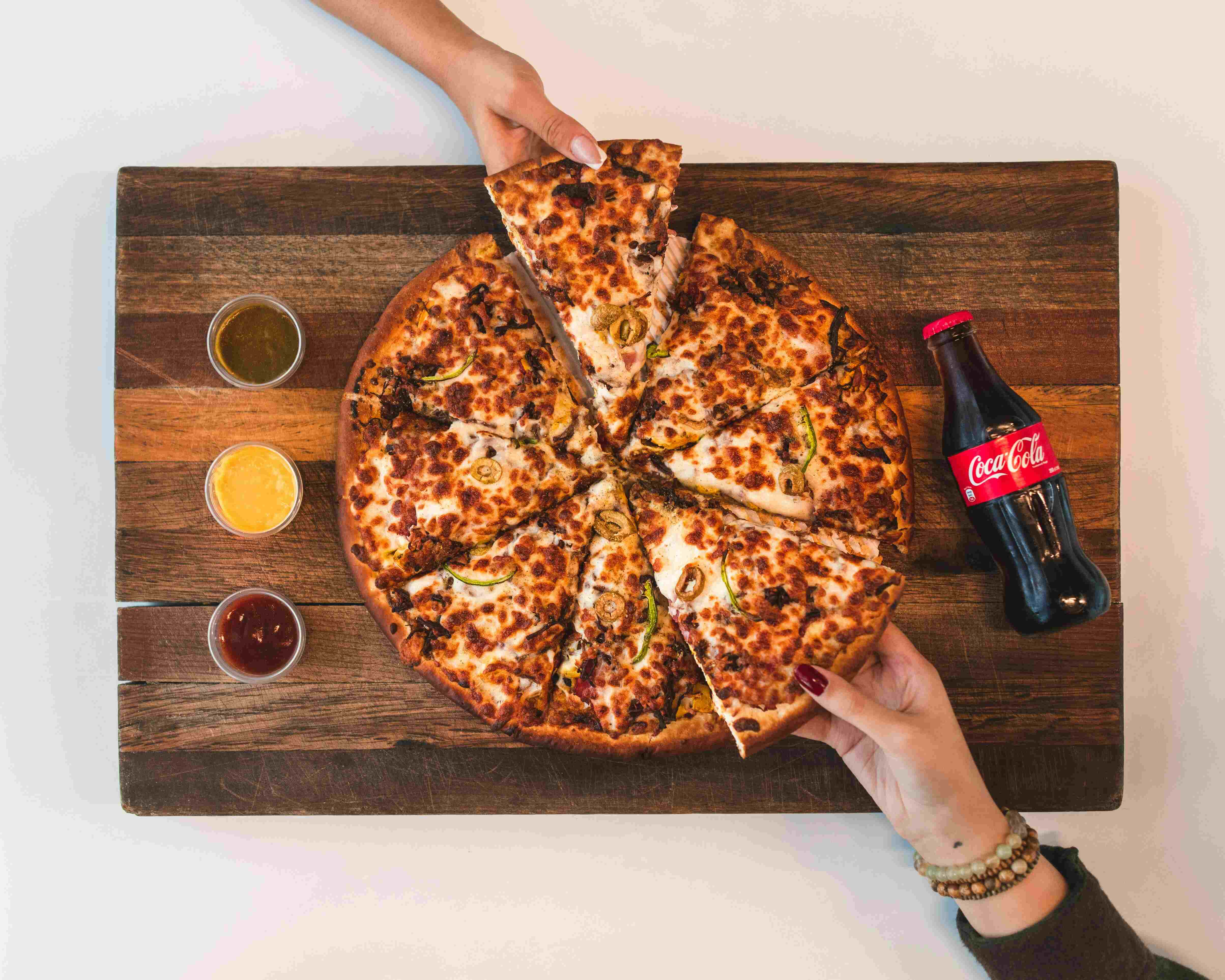 Alday’s Pizzeria | Gourmet Pizza & Italian Delights in Parsons, TN