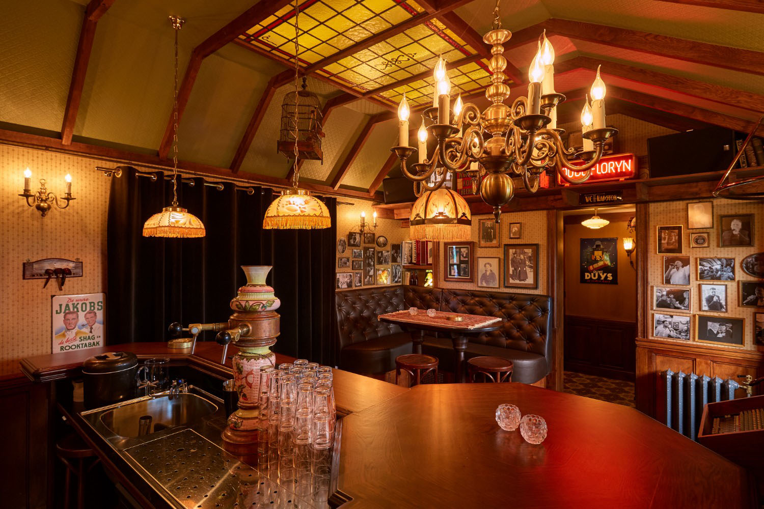 Welkom bij Sijf & Dax - Jordaanse / Amsterdamse Kroeg.