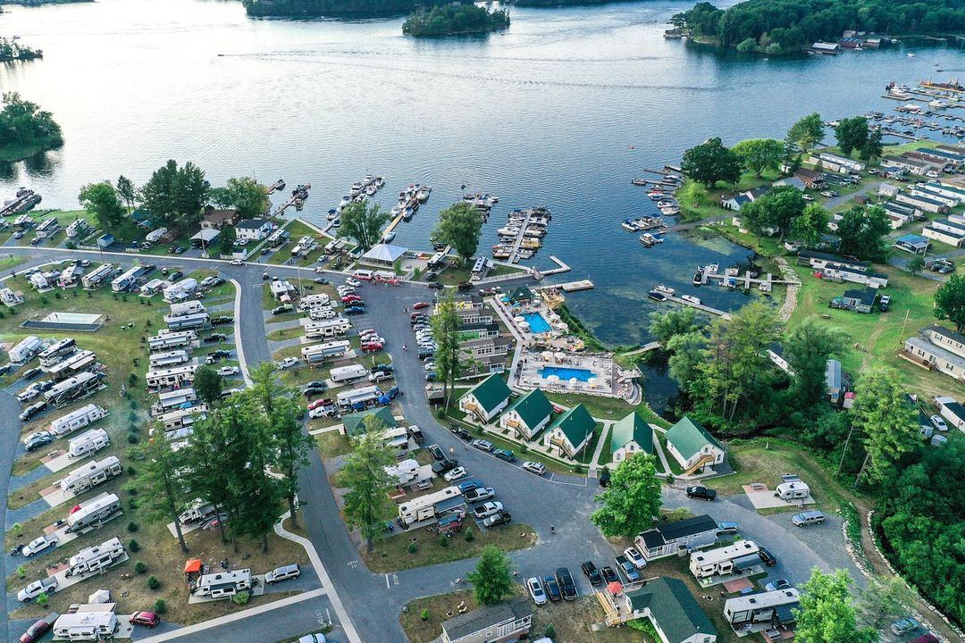 RV Camping | Your Ultimate Guide to RV Adventures