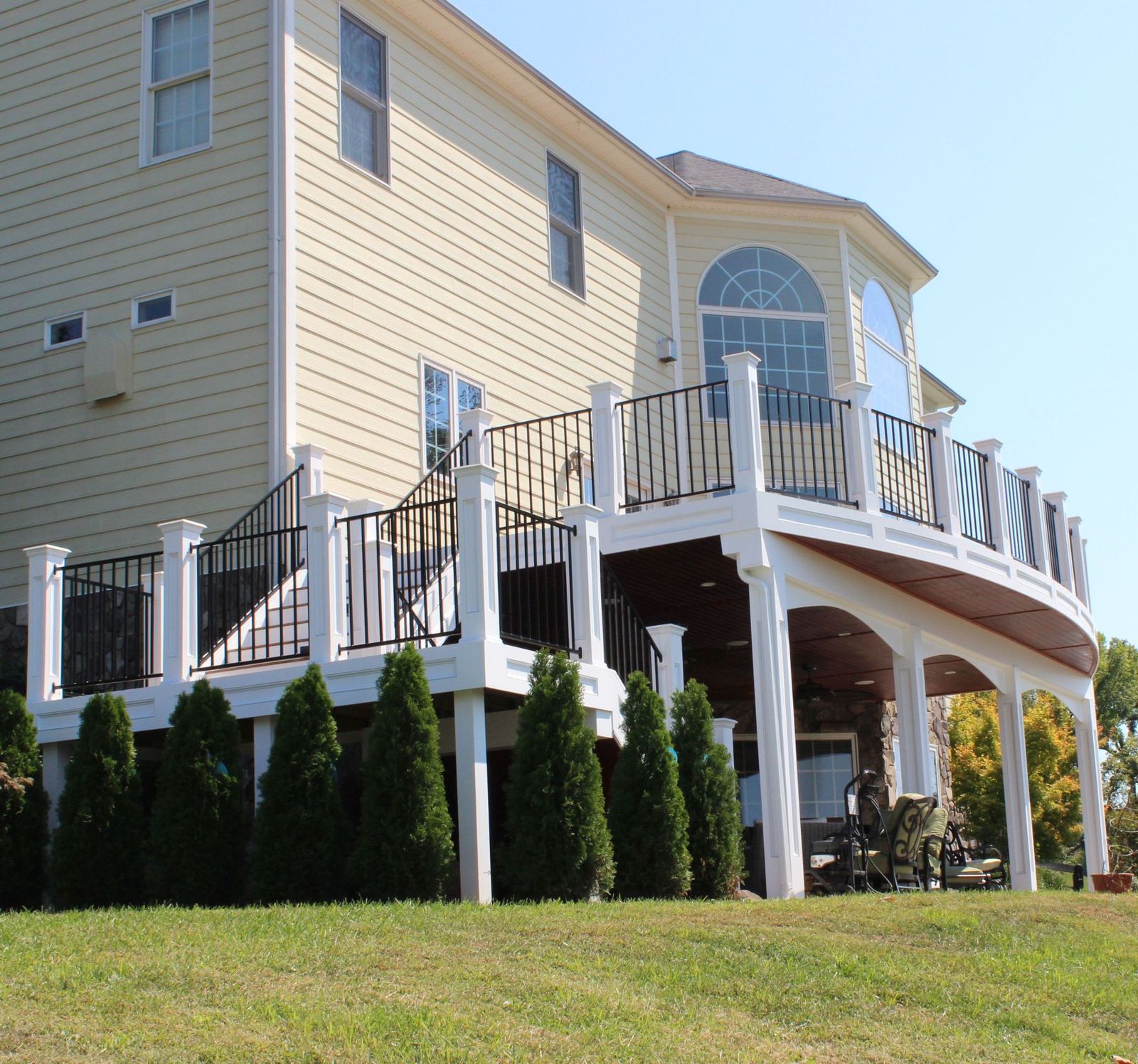 Custom Deck Builder of Northern VA | Steadfast Construction
