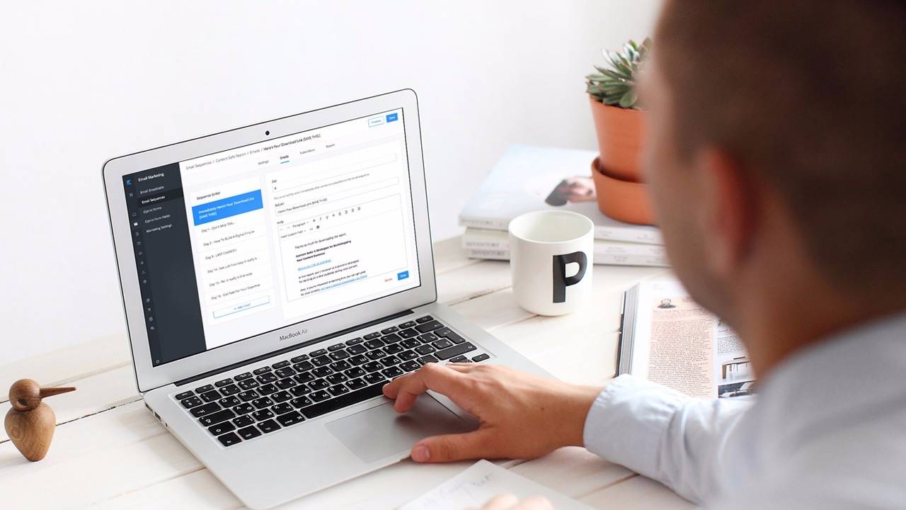 How To Create an Email Course To Build Your List & Launch Your Product