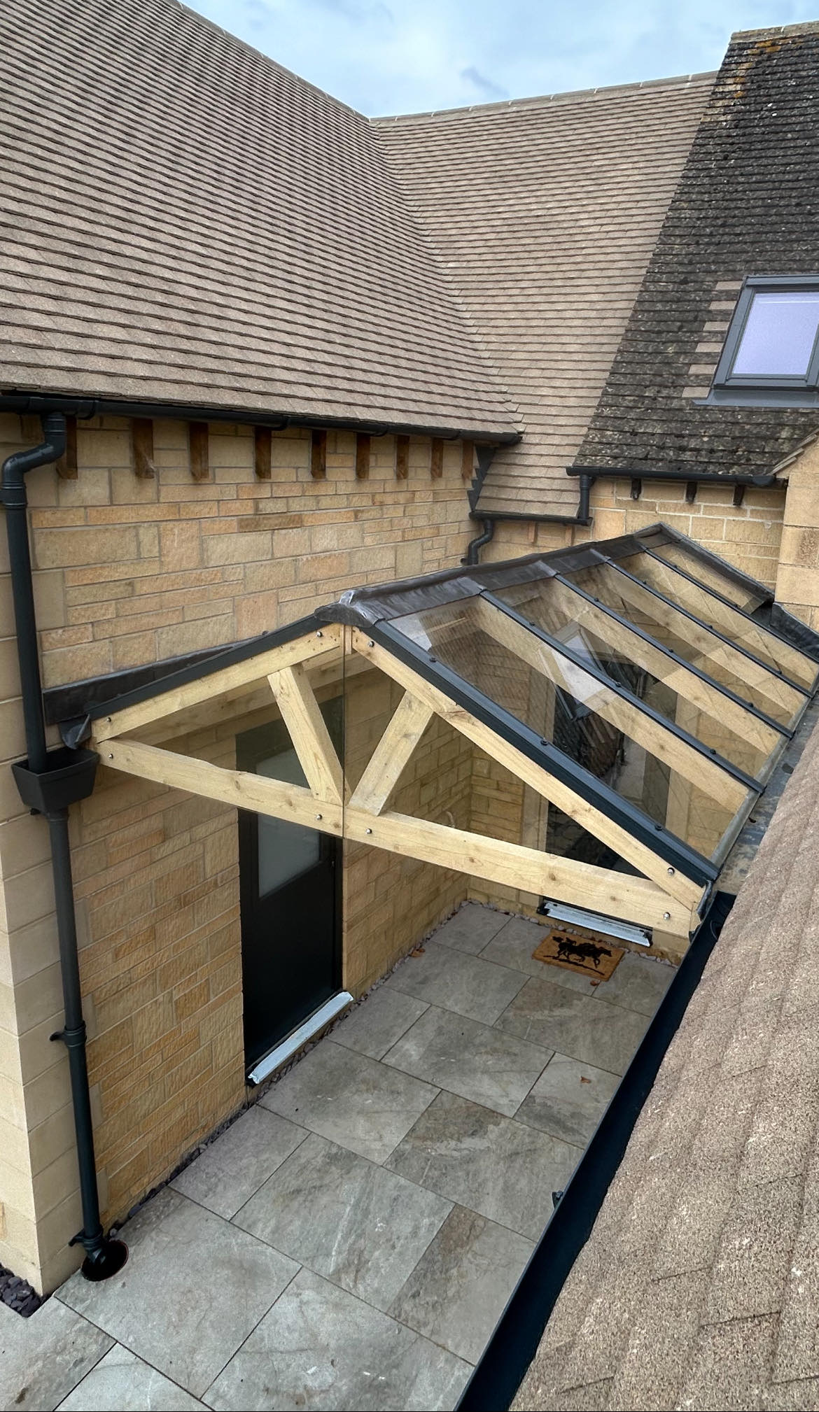 New Hand Cut Roof with Glass and Lead Finish | Evesham | Projects | JJ ...