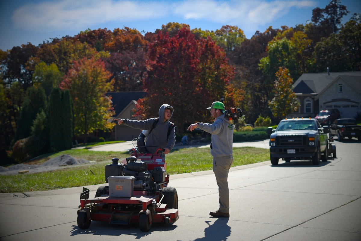 About Us/Crosscut Lawn Care and Landscaping in Washington Mo