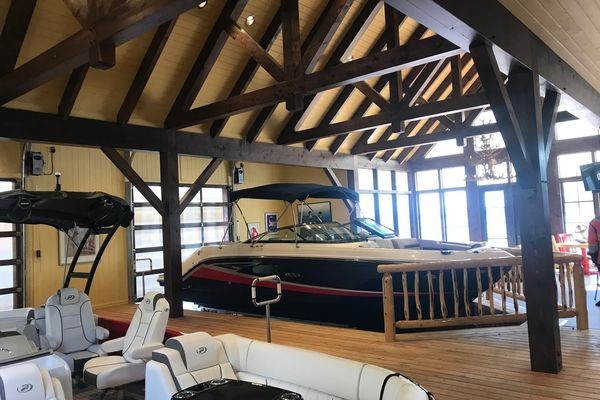 Clearwater Bay Boathouse