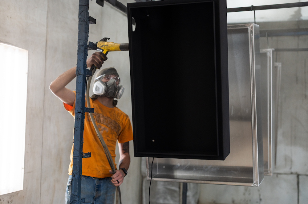 High-Quality Powder Coating Services for Metal Durability & Aesthetic
