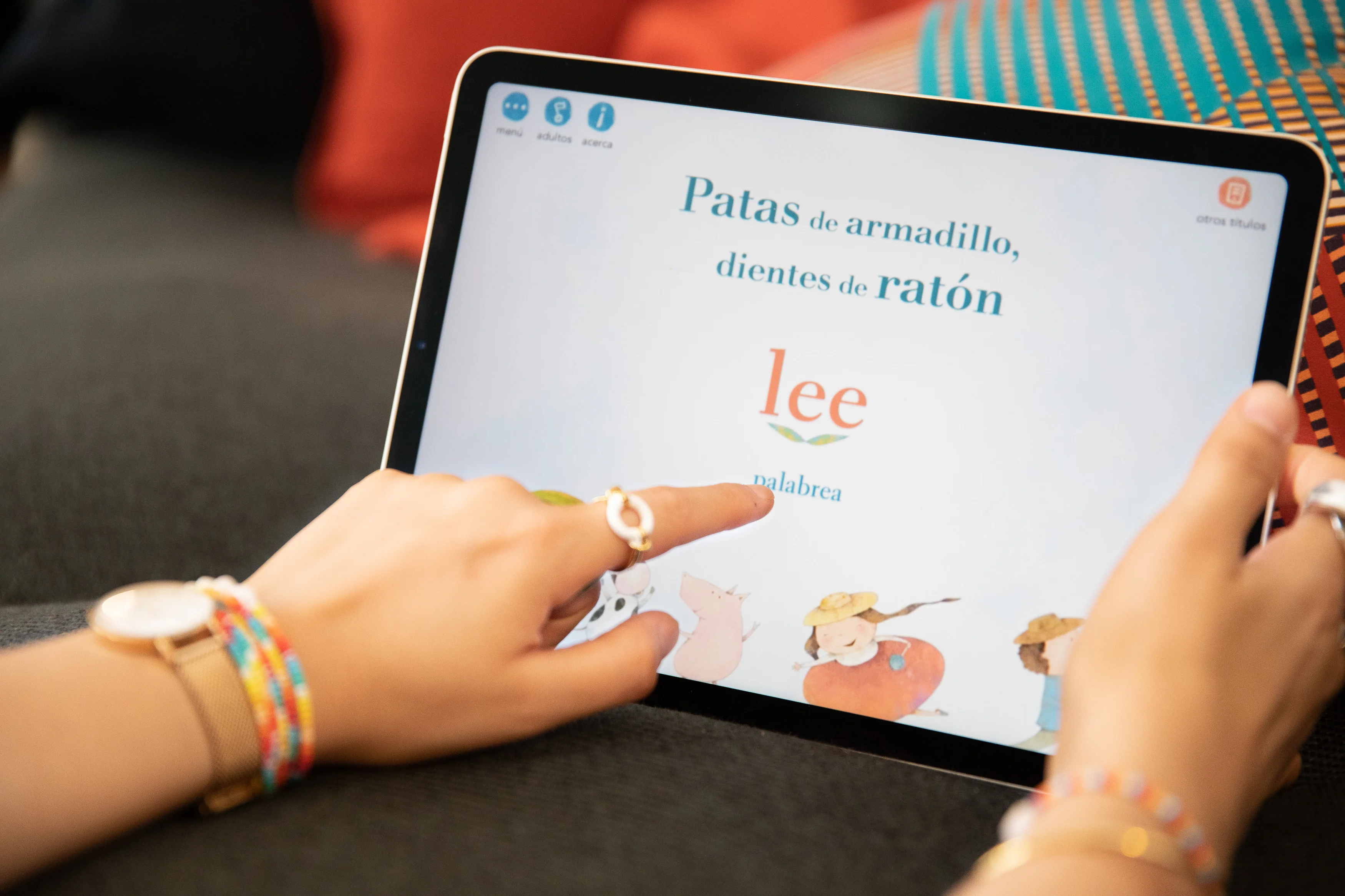 Manuvo | Armadillo Legs, Mouse Teeth