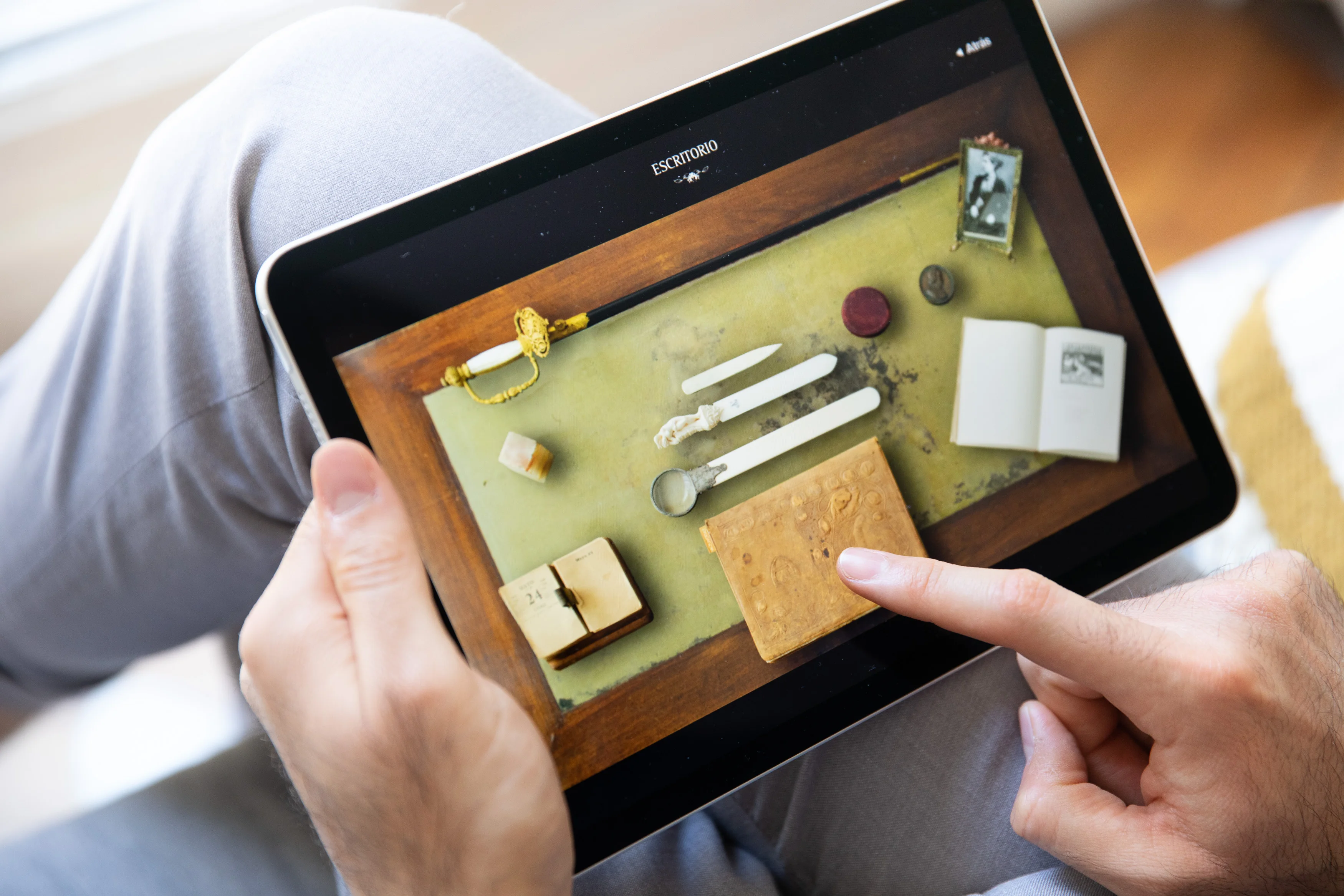 Manuvo | Amado Nervo: El Fantasma Soy Yo