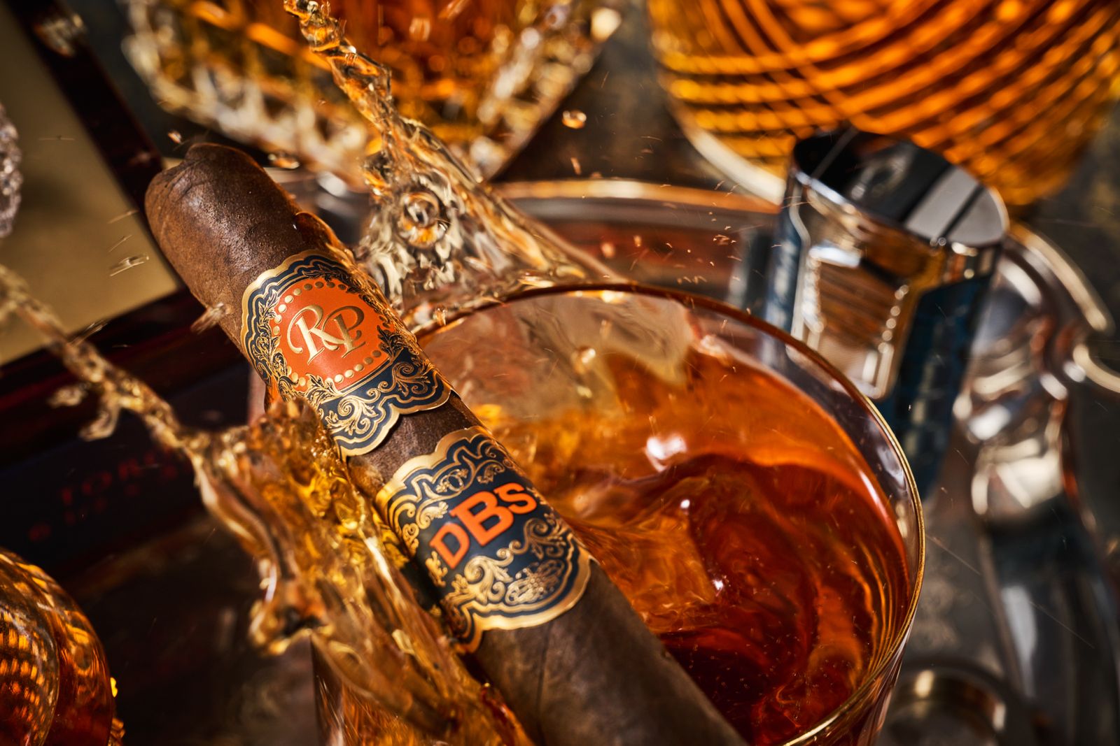 Pittsburgh's Best Cigar Lounge | Live Music | Cigar Bar | Cigar Humidor ...