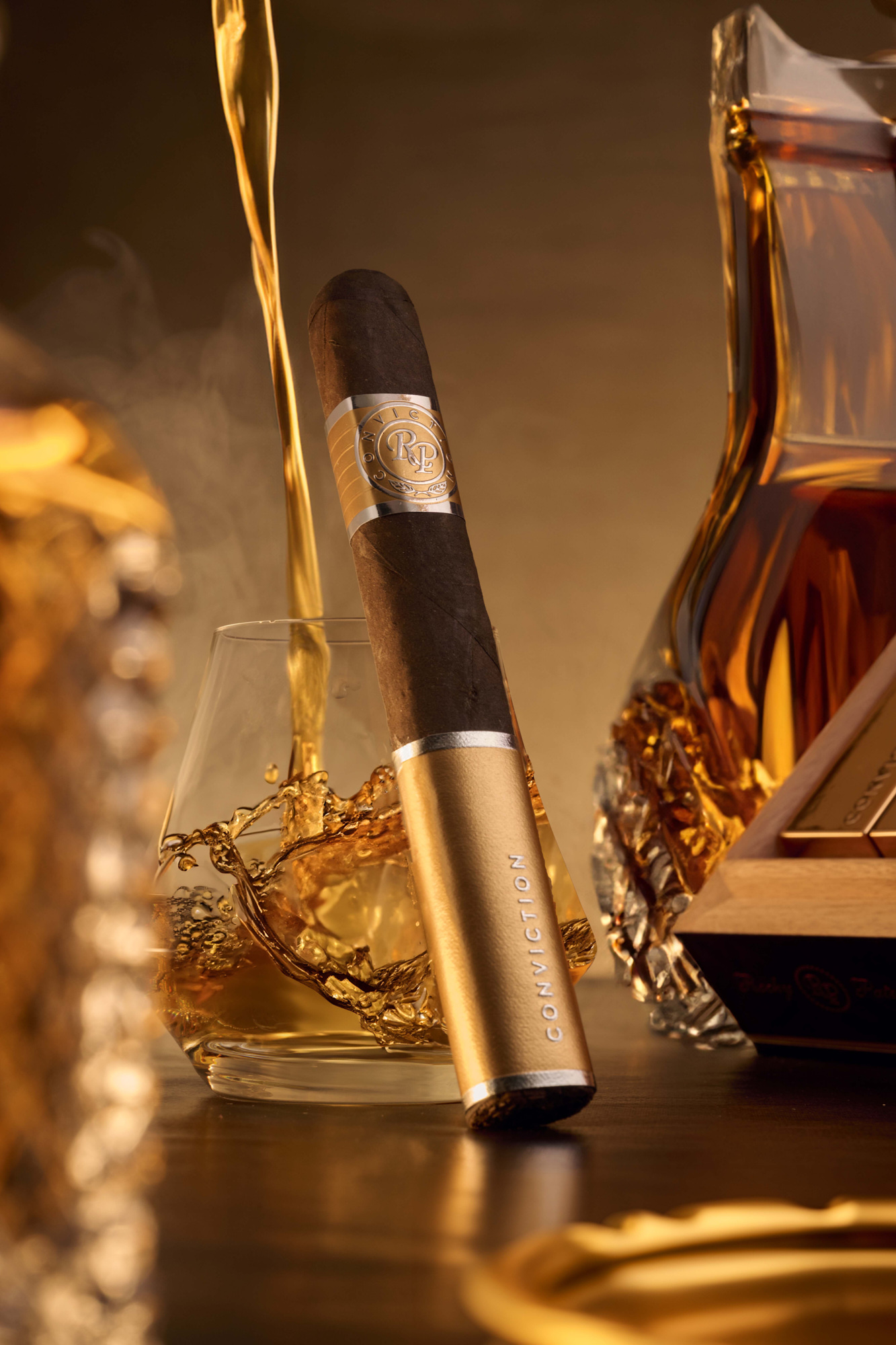 Atlanta's Best Cigar Lounge | Atlanta Battery | Live Music | Cigar Bar ...