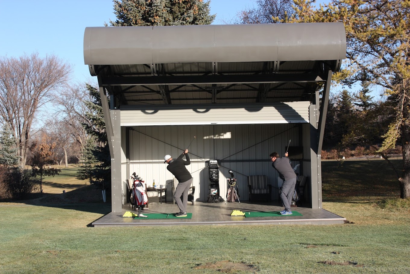 Premium Driving Range Sim Shed - DryRainge