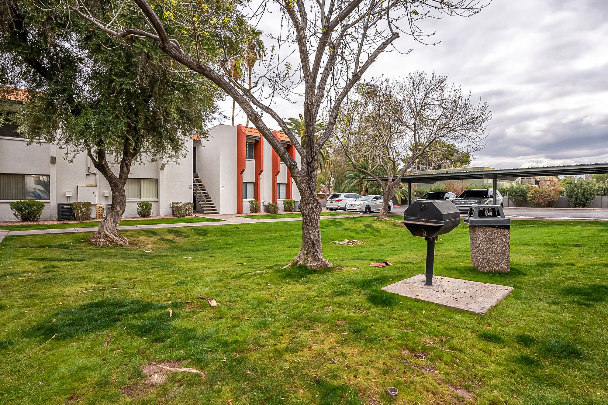 Luxury Apartment Tempe - Tempe Apartment for Rent | Tremezzo on the Lake