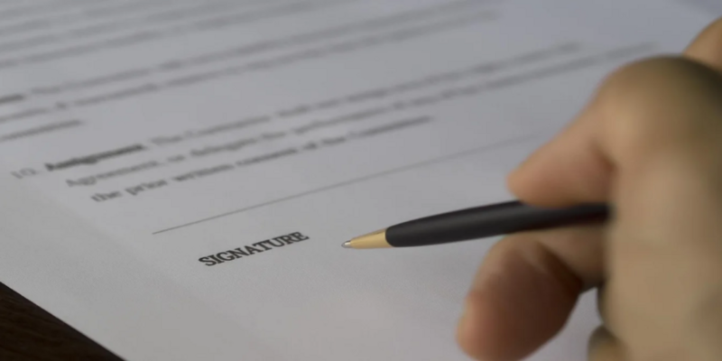 ESTATE ADMINISTRATION: 10-STEP GUIDE TO DECEASED ESTATES - Bare Law