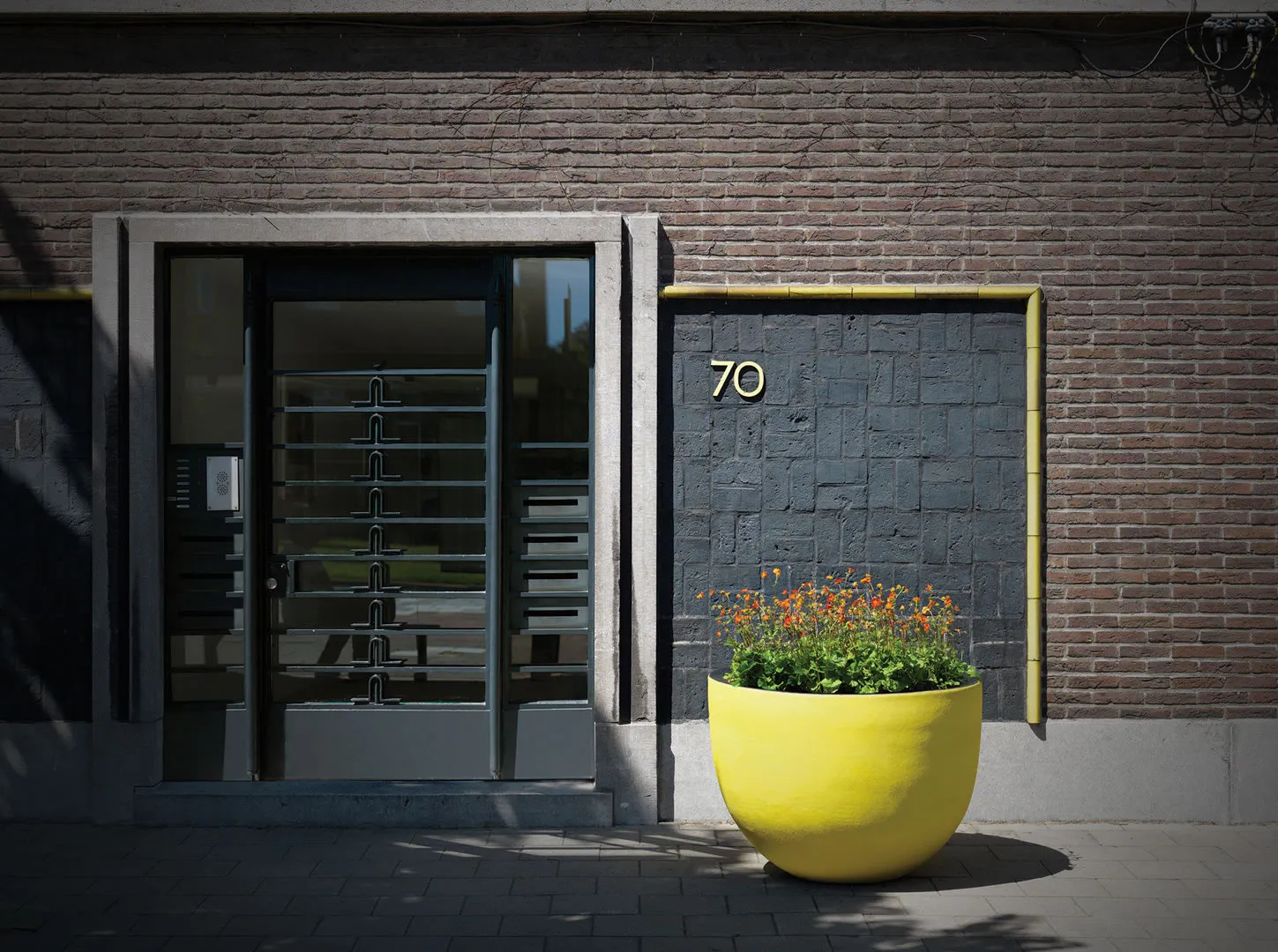 Domani - Design Pottery - Ernst Baas Tuininrichting | Design Tuinmeubelen